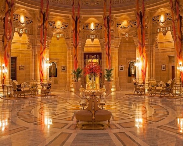 Ngỡ ngàng vẻ đẹp của cung điện hoàng gia Thụy Điển | Focus Asia Travel